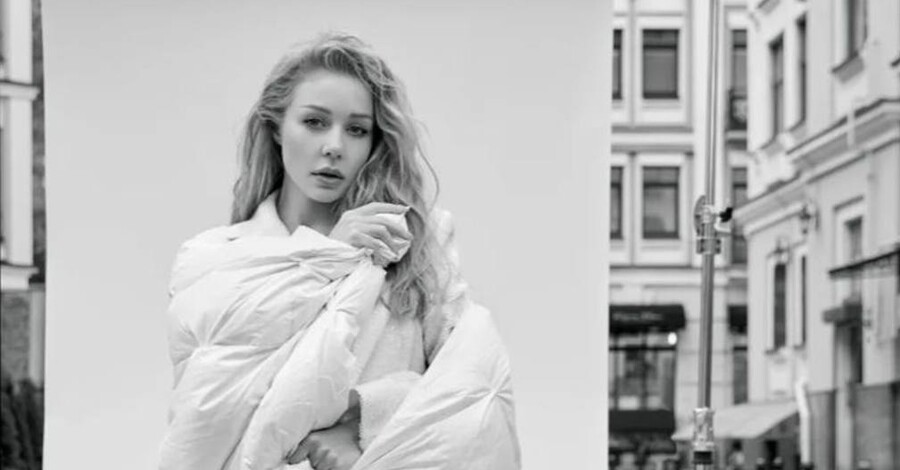 Тина Кароль снялась для Vogue в одеяле на улицах Киева - Новости на KP.UA